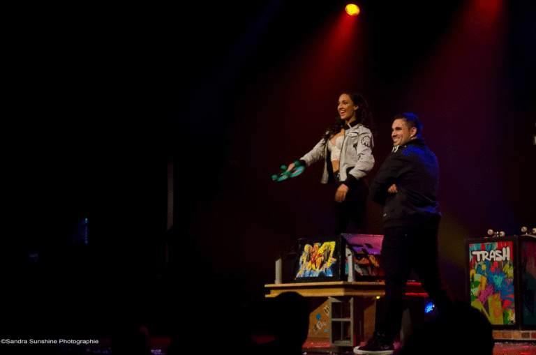 Quebec—First-Place-Stage- | NEIL CROSWELL MAGIC